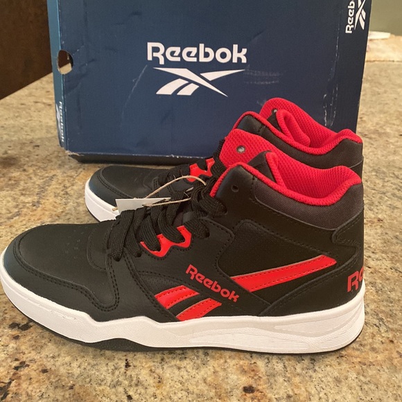 Reebok | Shoes | Reebox Basketball Sneakers Unisex Size 3 | Poshmark